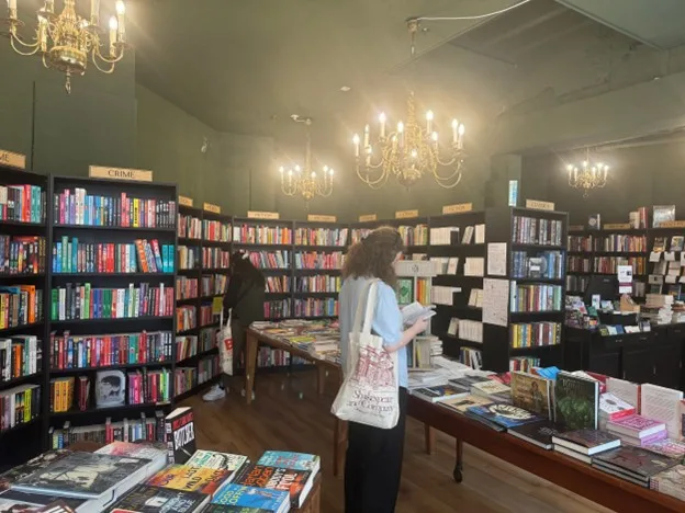 Landmark College | Bookstores in the Netherlands